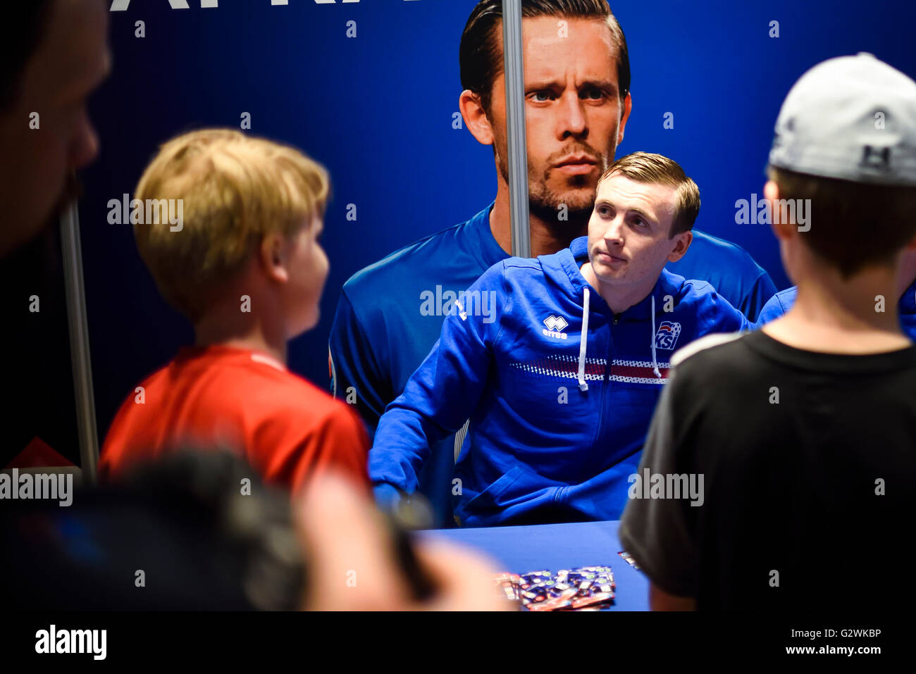 Football headshots portrait hi-res stock photography and images - Alamy