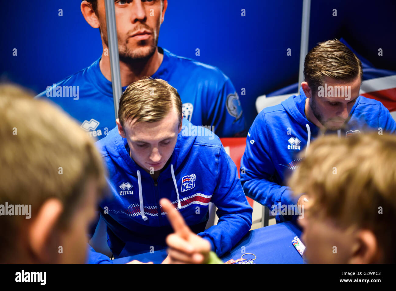 Football headshots portrait hi-res stock photography and images - Alamy
