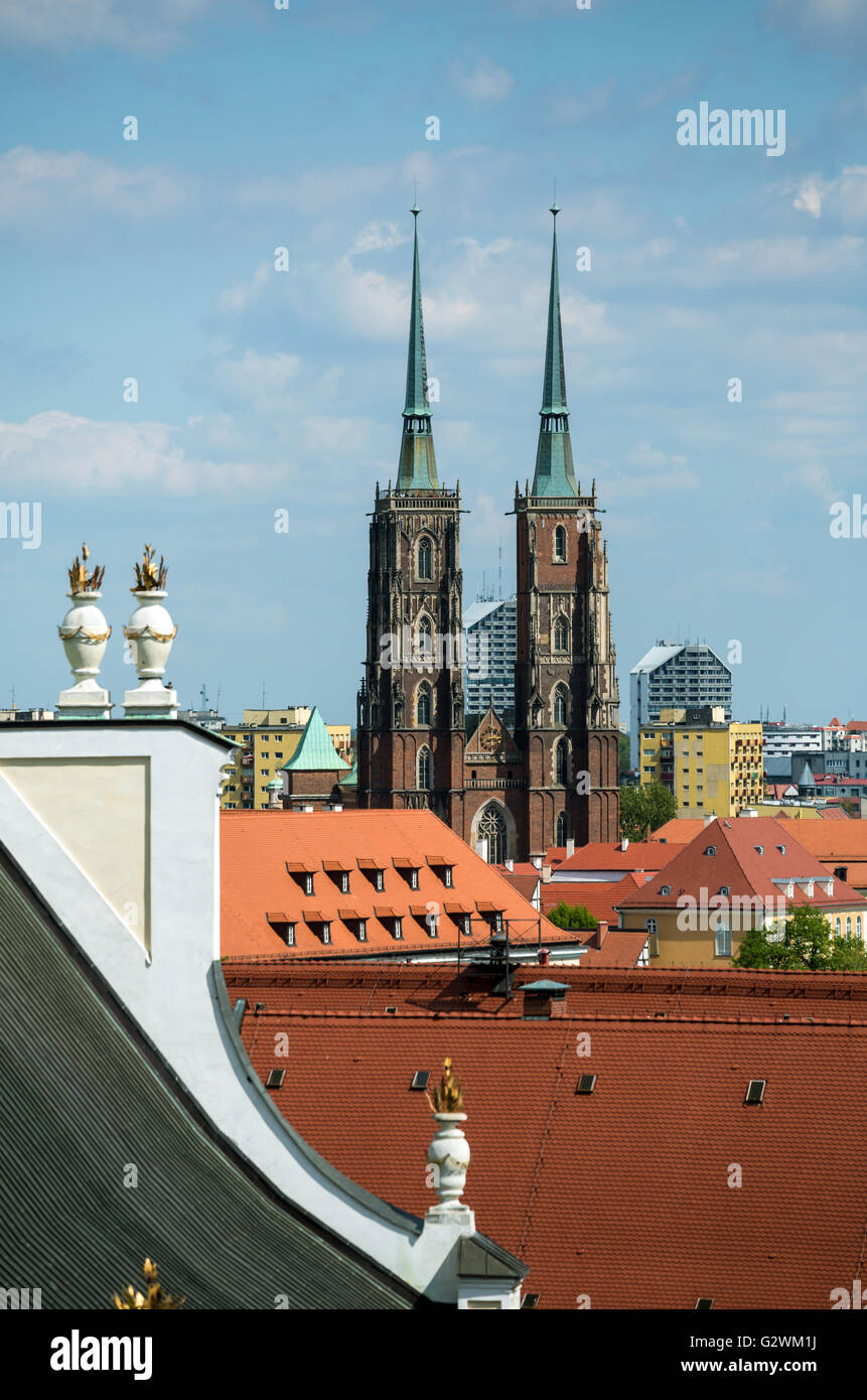 Wroclaw, Poland, overlooking the Wroc aw Cathedral Stock Photo - Alamy