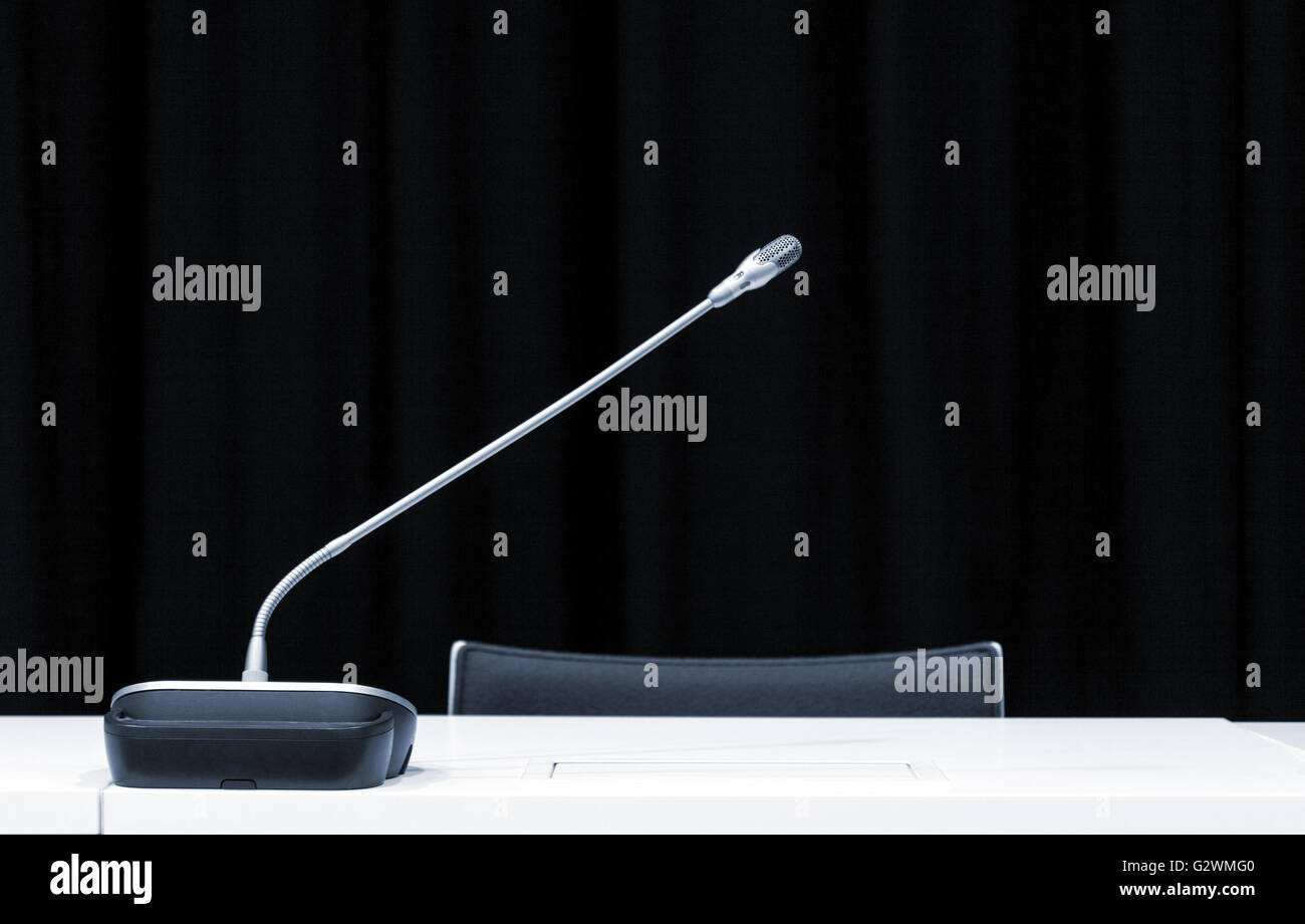 Press conference room hi-res stock photography and images - Alamy
