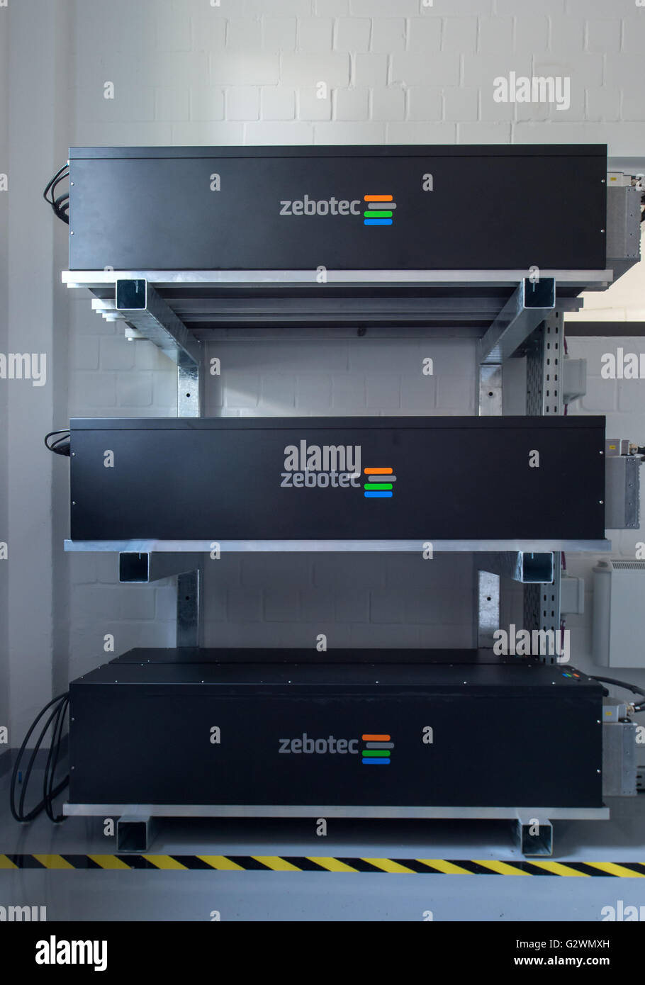 Solar battery storage hi-res stock photography and images - Alamy