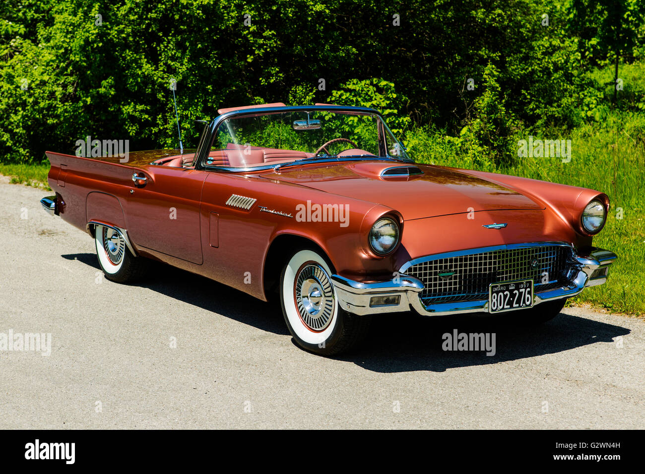 1957 Ford Thunderbird