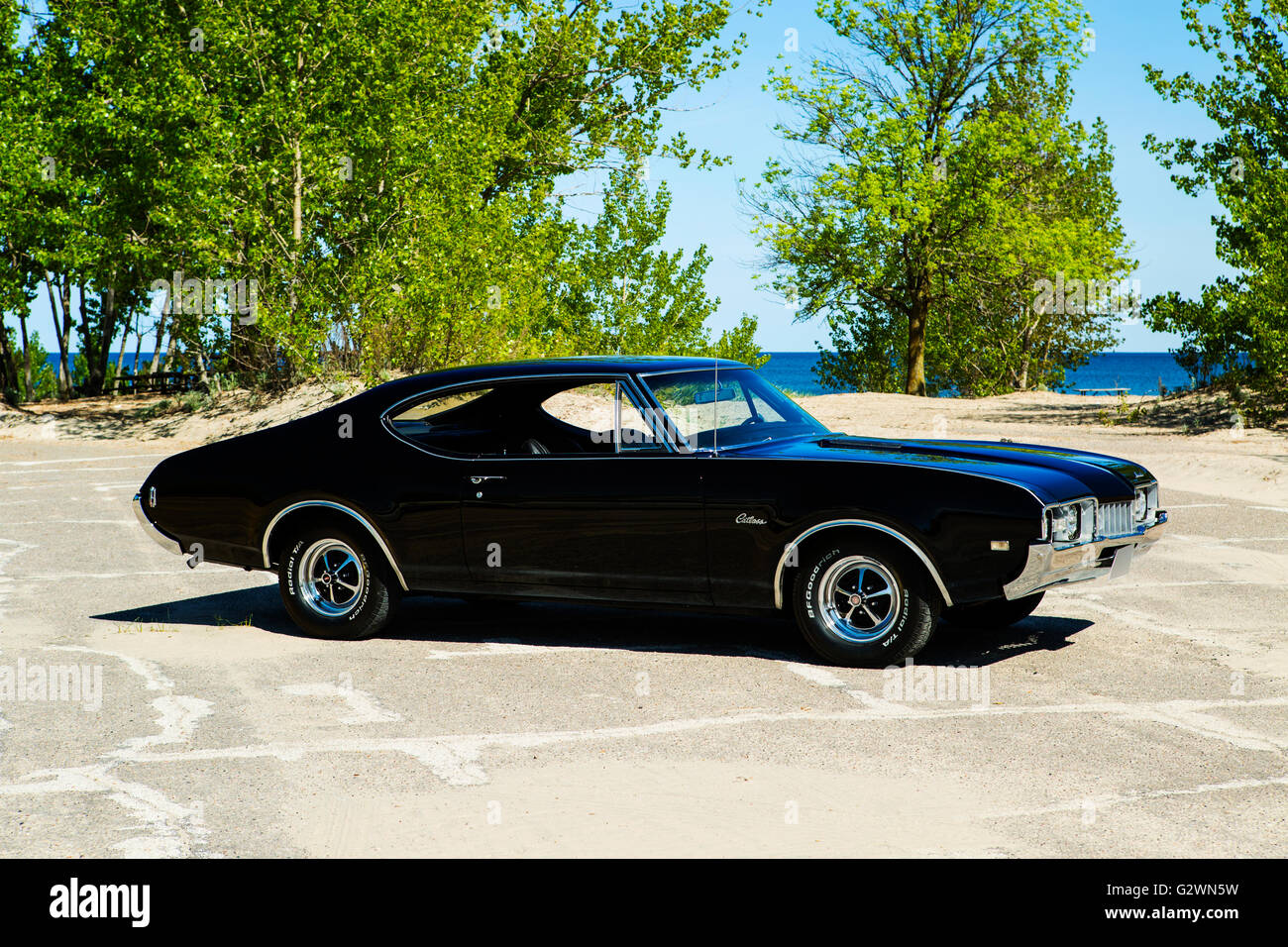 1968 Oldsmobile Cutlass S Stock Photo - Alamy