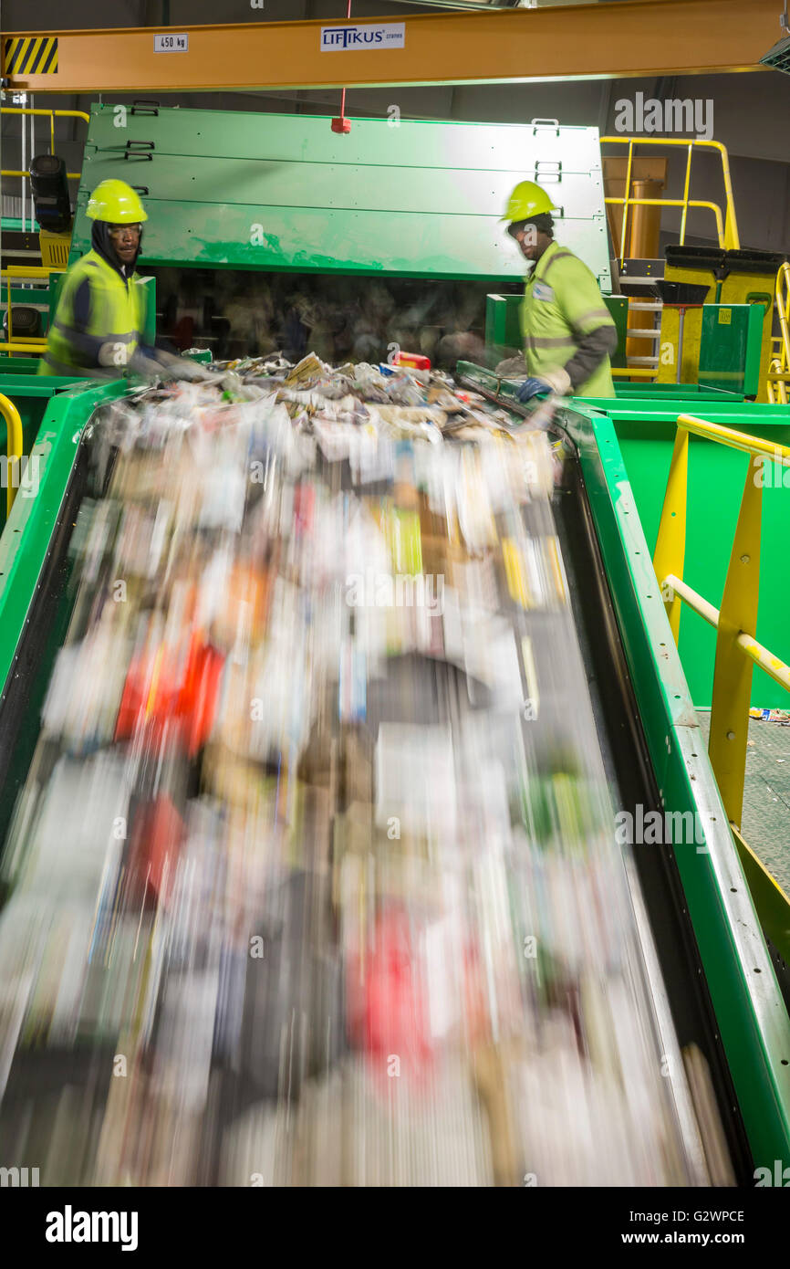 Southfield, Michigan - The ReCommunity materials recovery facility ...