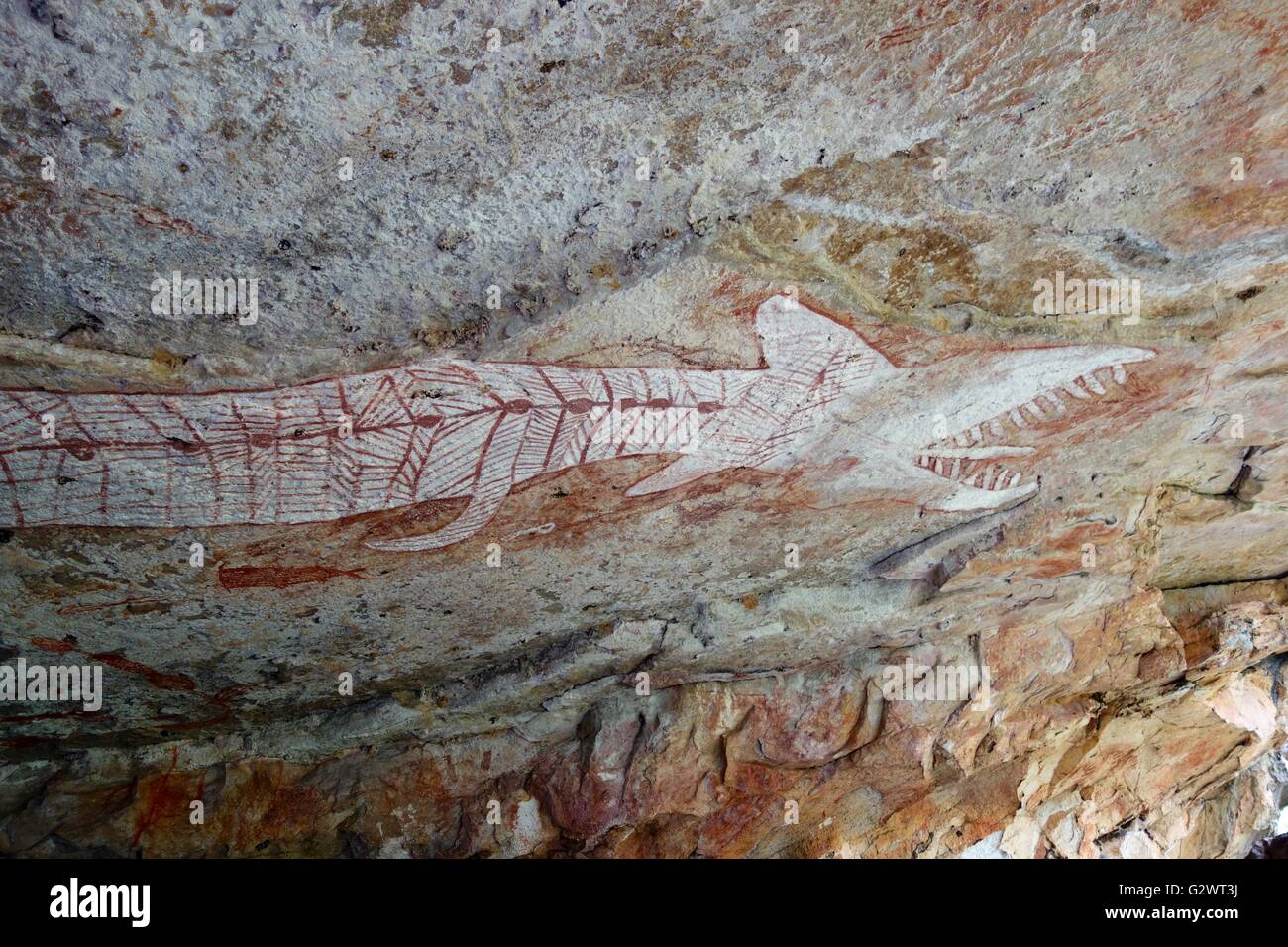 The rainbow serpent aboriginal rock painting High Resolution Stock Photography and Images - Alamy