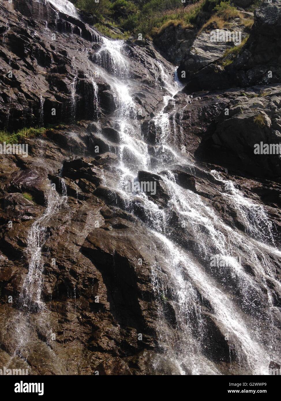 Cool flowing water landscapes hi-res stock photography and images - Alamy
