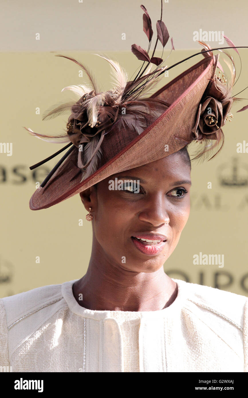 British athlete denise lewis hi-res stock photography and images - Alamy