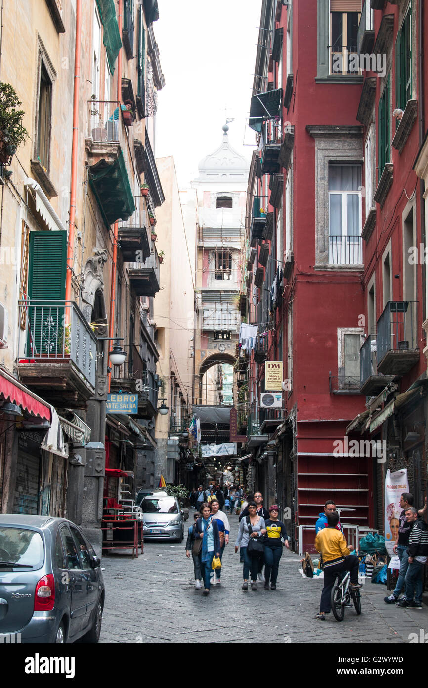 Naples alley buildings hi-res stock photography and images - Alamy
