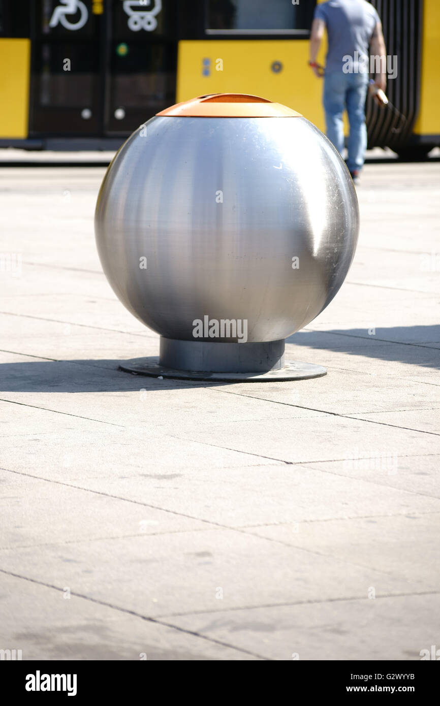 Round waste hi-res stock photography and images - Alamy