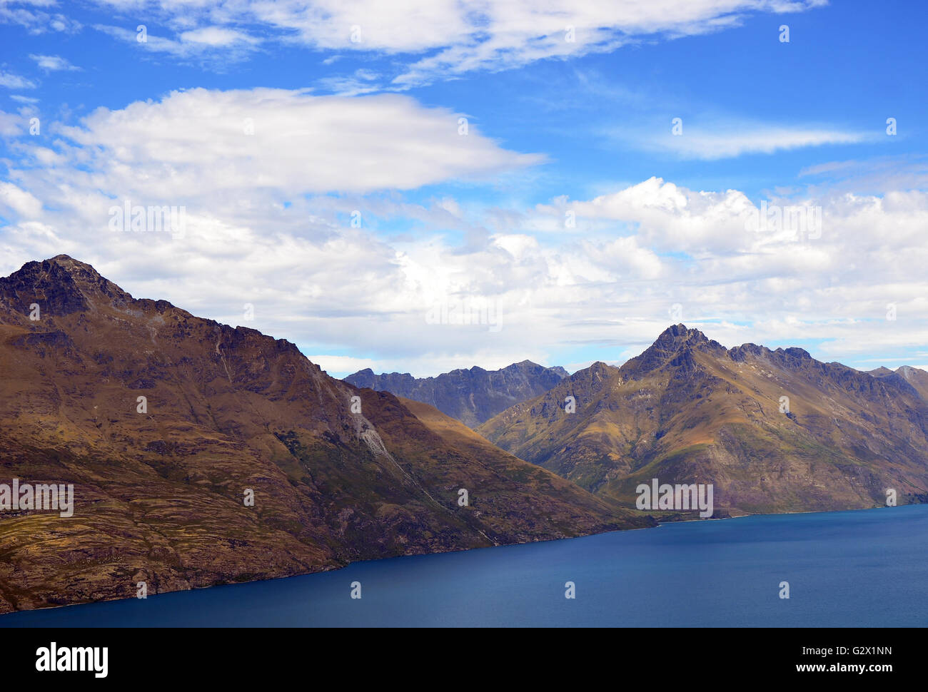 Rugged mountain range hi-res stock photography and images - Alamy