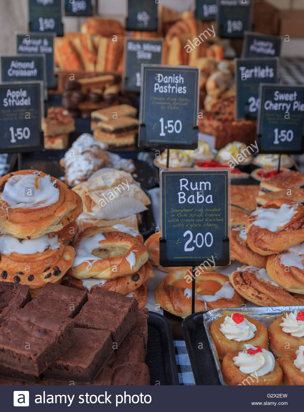 Cake Stall Stock Photos & Cake Stall Stock Images - Alamy