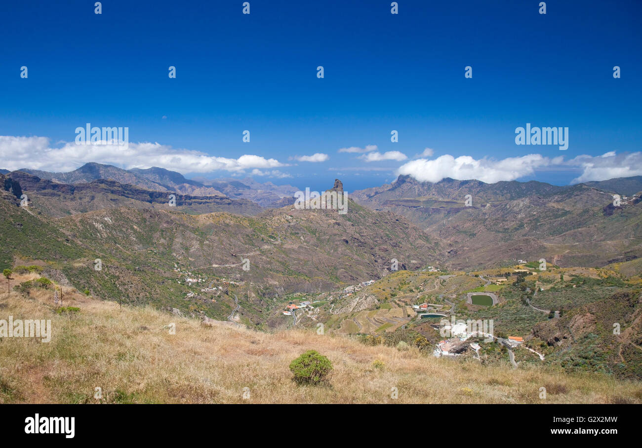 Gran Canaria, View from view from viewpoint at Degollada de Becerra ...