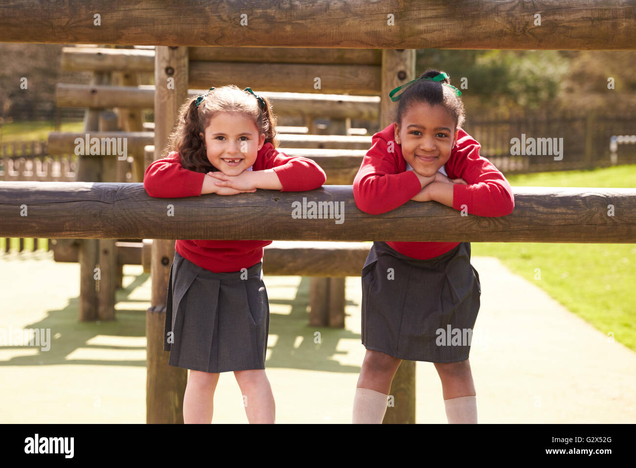 Primary school break playground hi-res stock photography and images - Alamy
