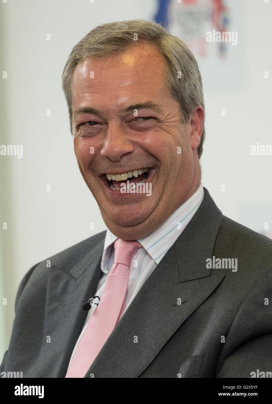Chaired eu hi-res stock photography and images - Alamy