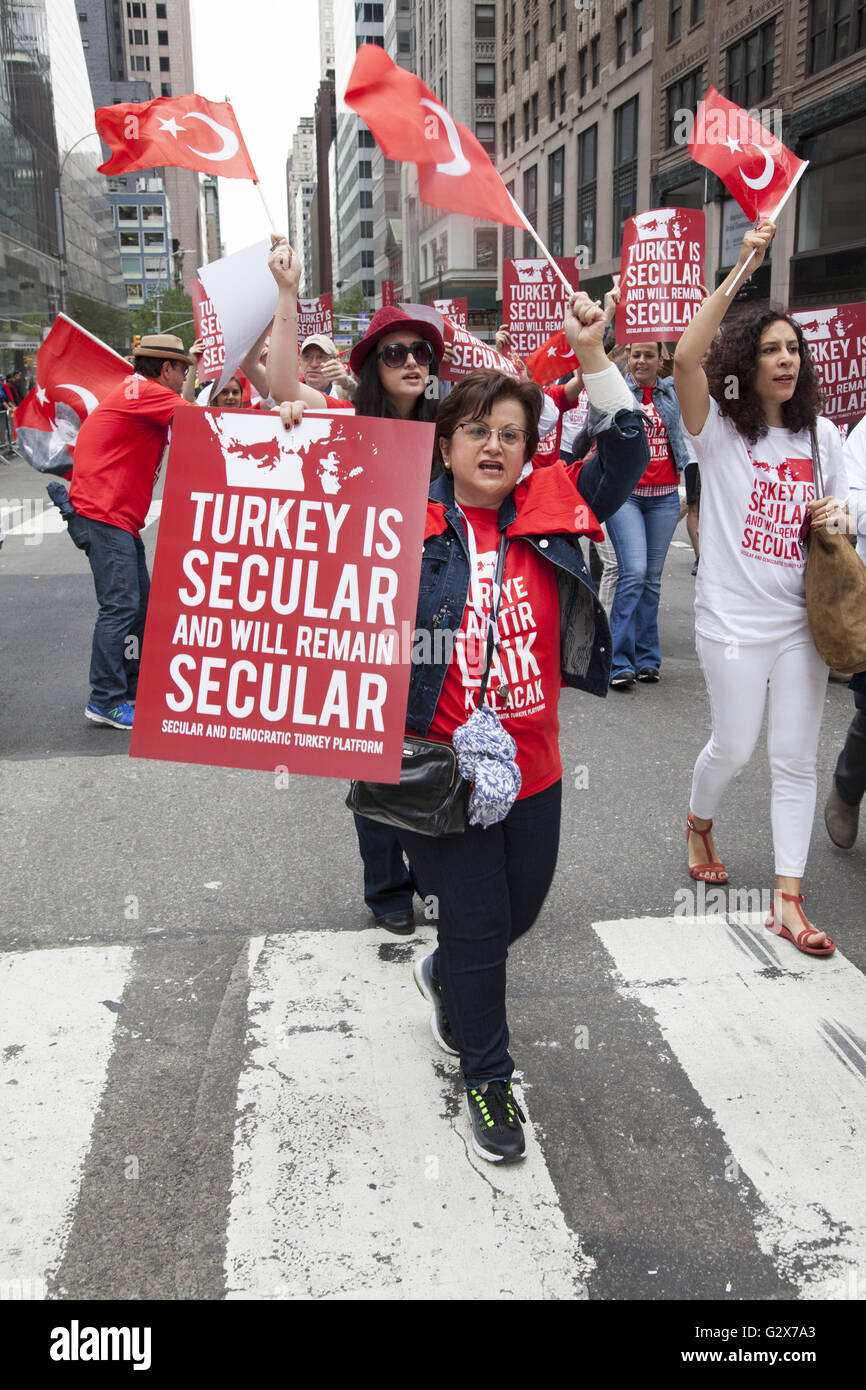 Proud Turkish Americans march in and watch the Turkish Parade in NYC ...