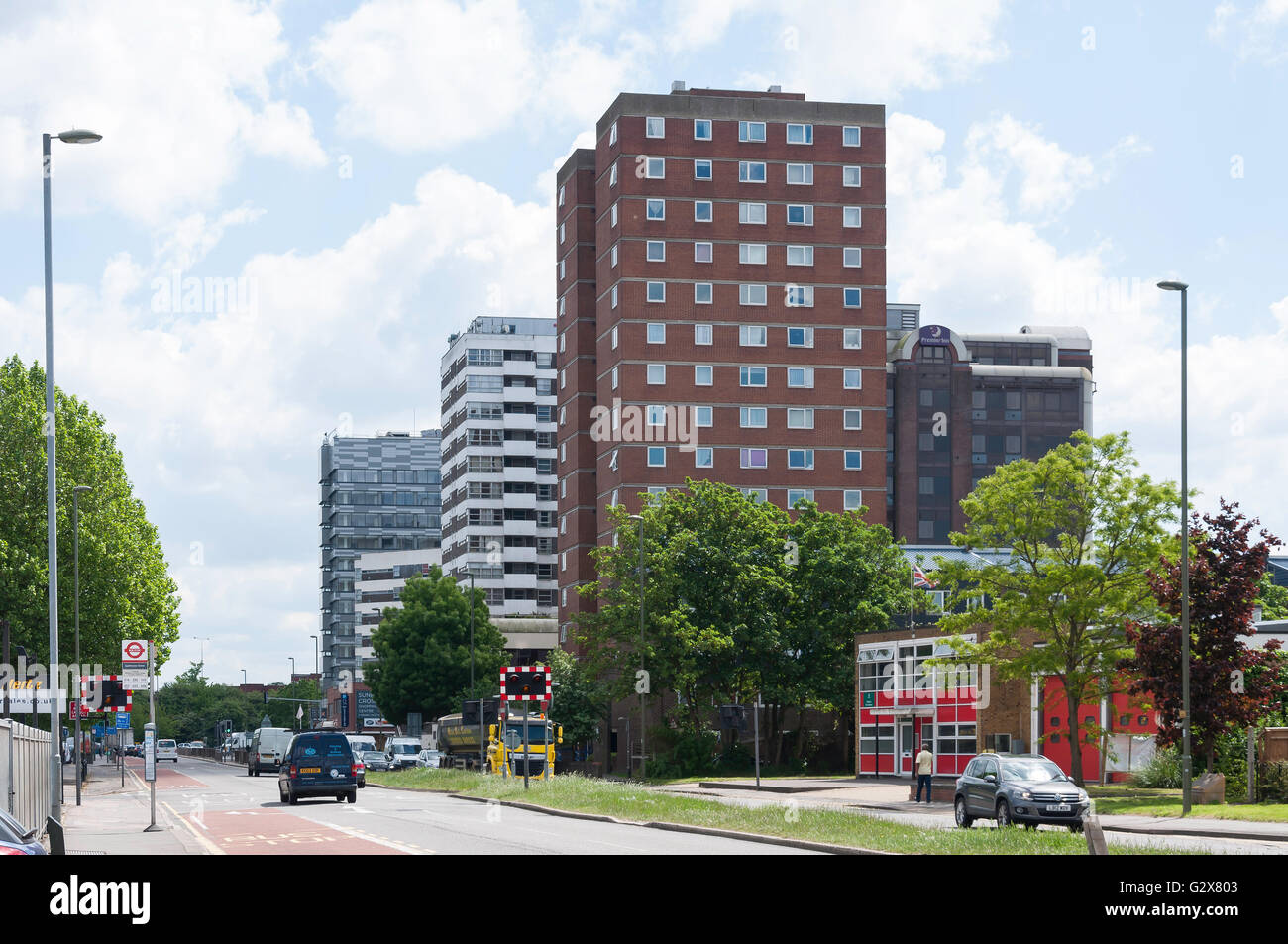 Sunbury Cross Shopping Centre, Staines Road West, Sunbury-on-Thames ...