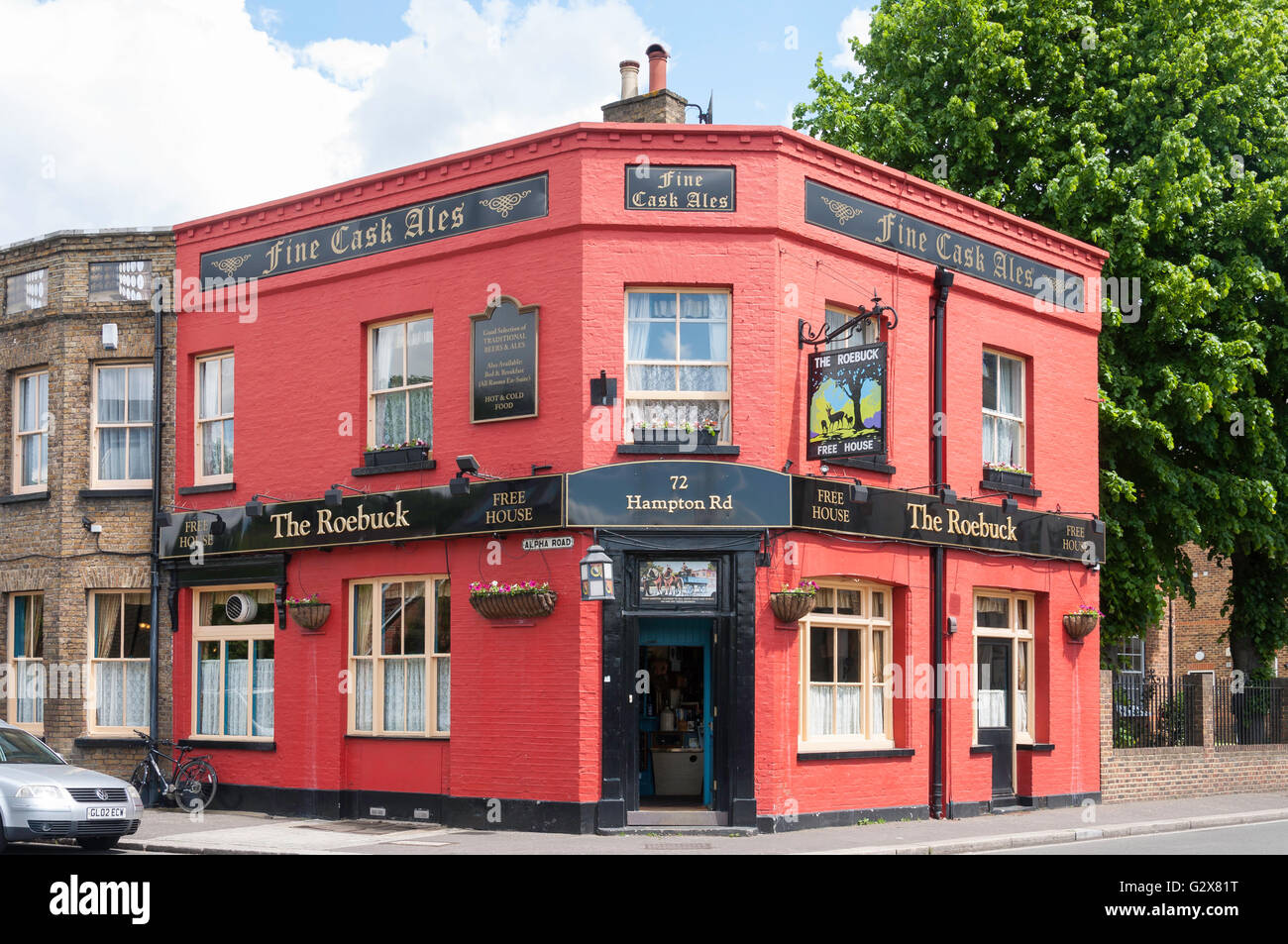 The Roebuck Pub, Hampton Road, Hampton Hill, London Borough of Richmond ...