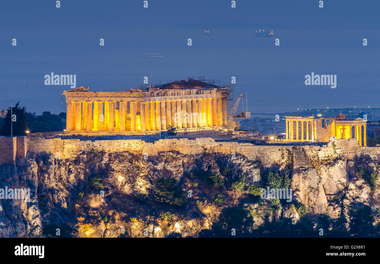 Akropolis at night hi-res stock photography and images - Alamy