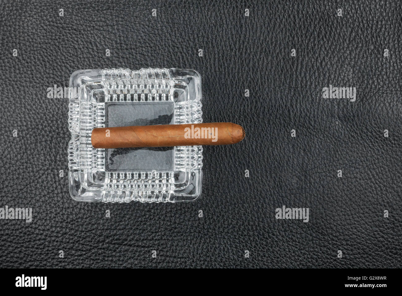 Leather cigar hi-res stock photography and images - Alamy