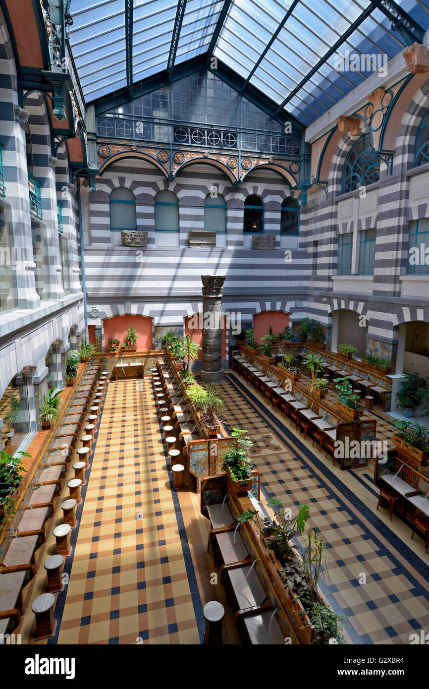 Hall des Sources, spa, Le Mont-Dore, Département Puy-de-Dôme, Auvergne ...