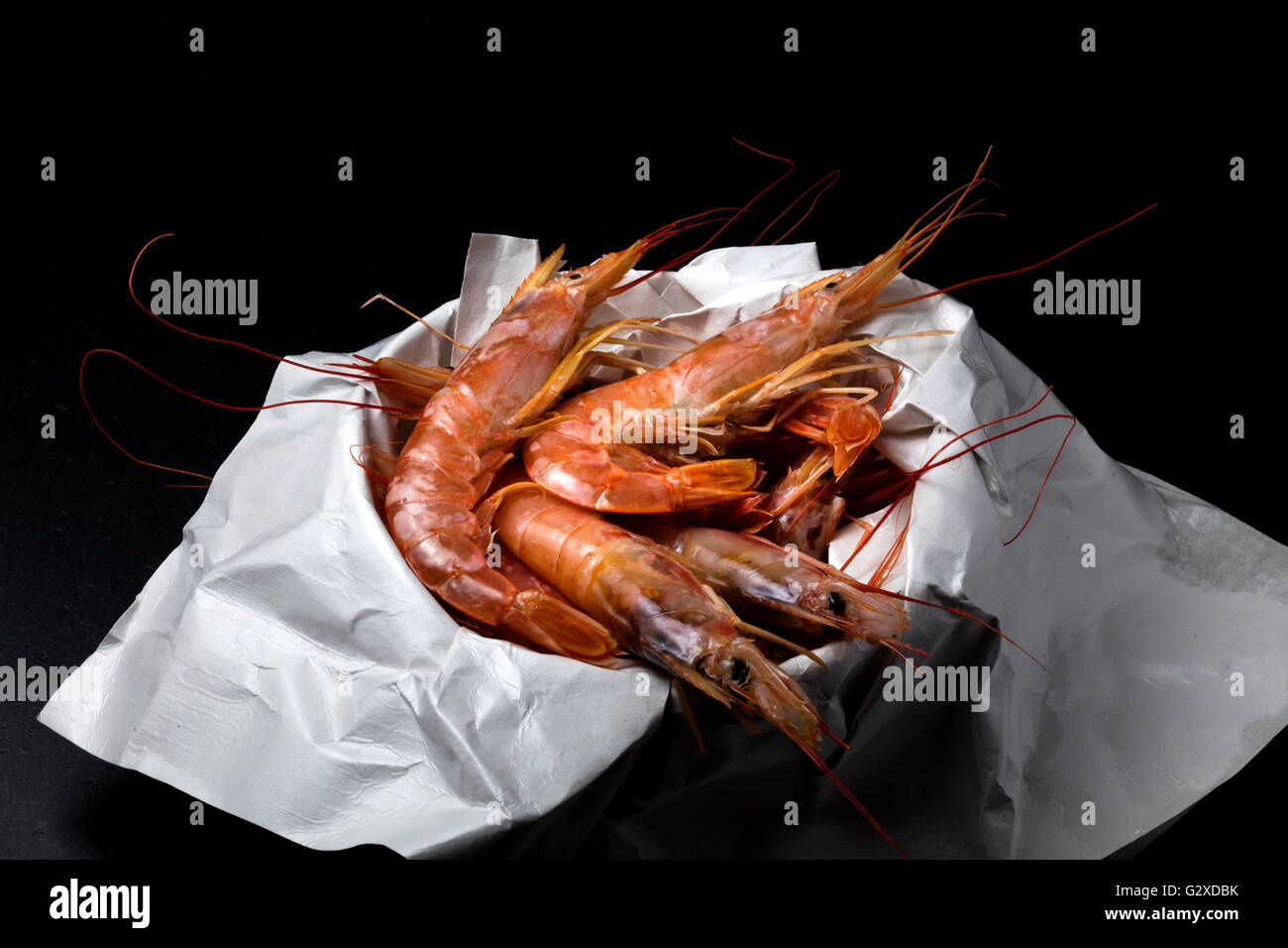 Bought shrimp hi-res stock photography and images - Alamy