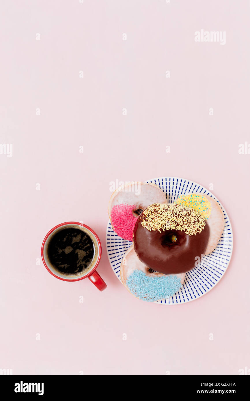 Donut making machine hi-res stock photography and images - Alamy