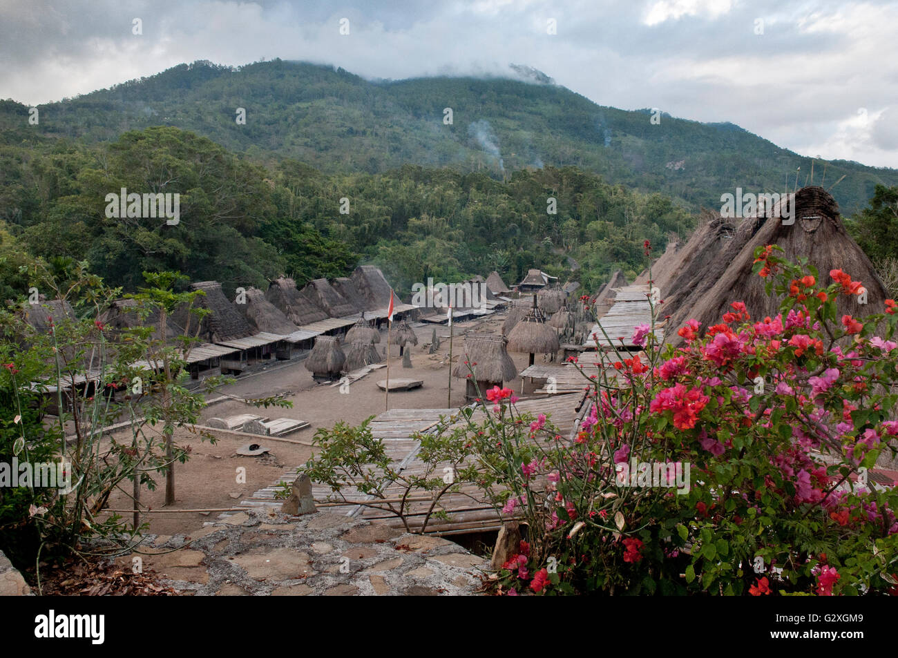 Bena houses hi-res stock photography and images - Alamy