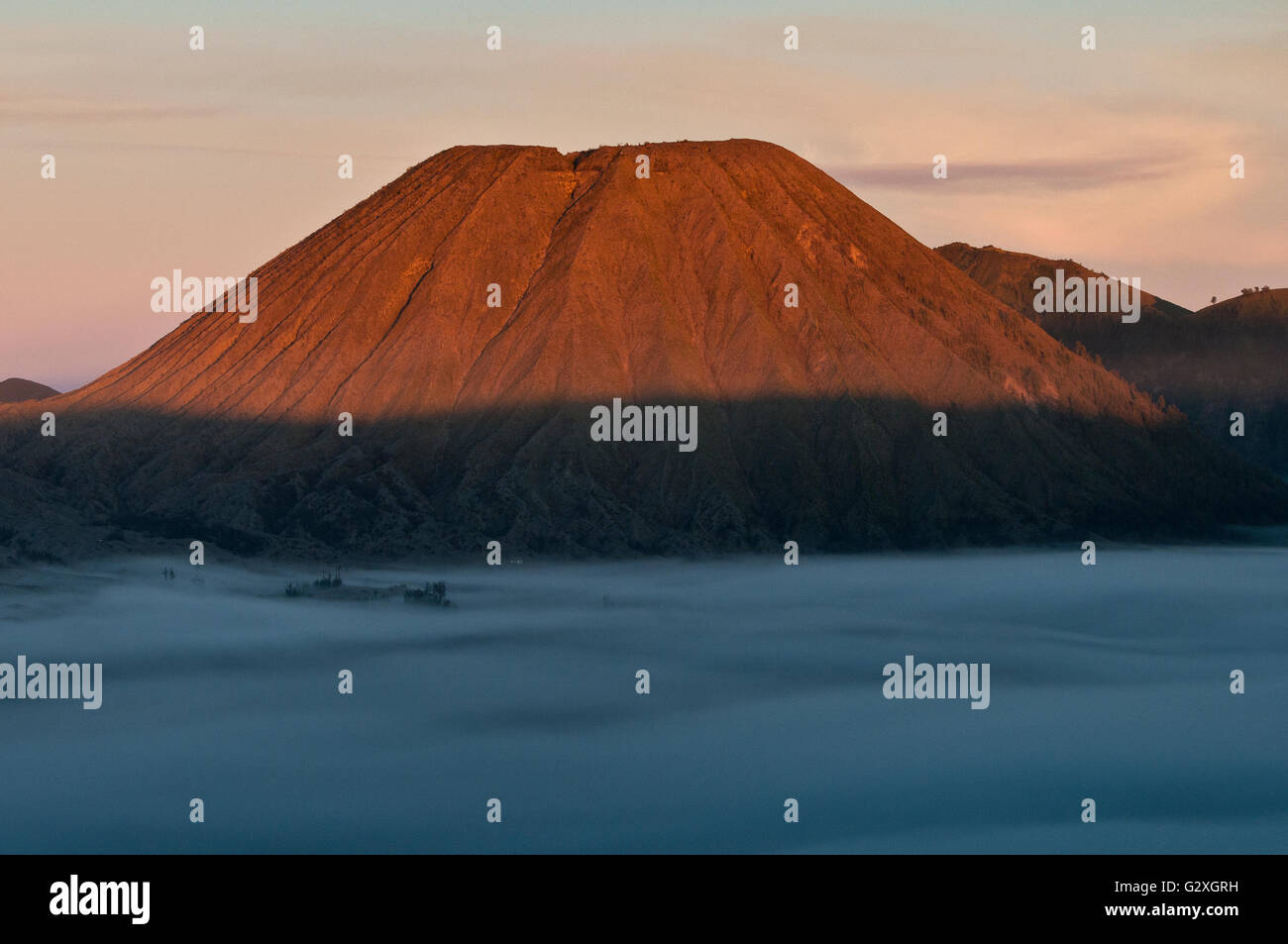 Volcano of southeast asia hi-res stock photography and images - Alamy