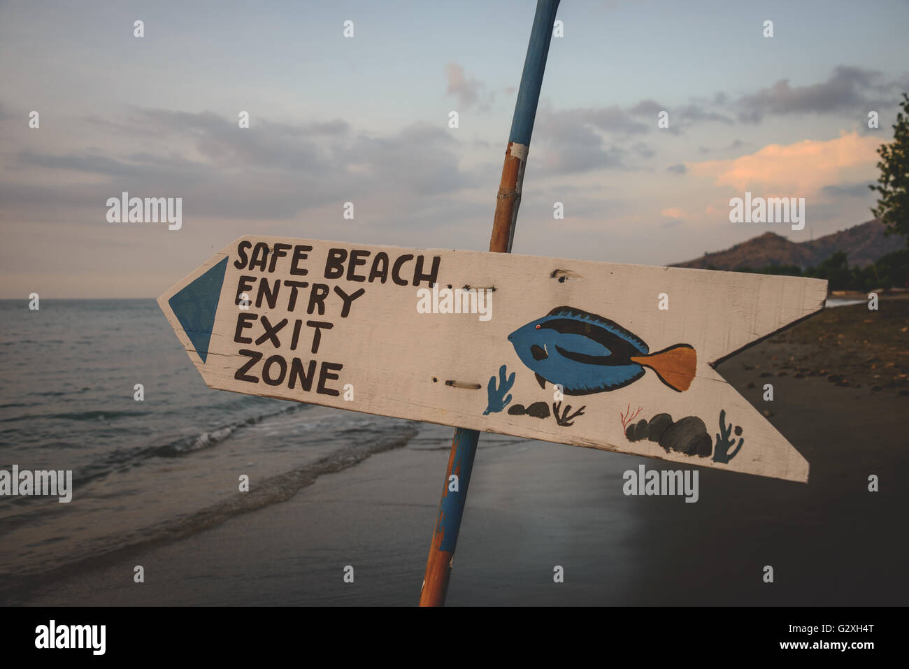 Safety sign beach hi-res stock photography and images - Alamy