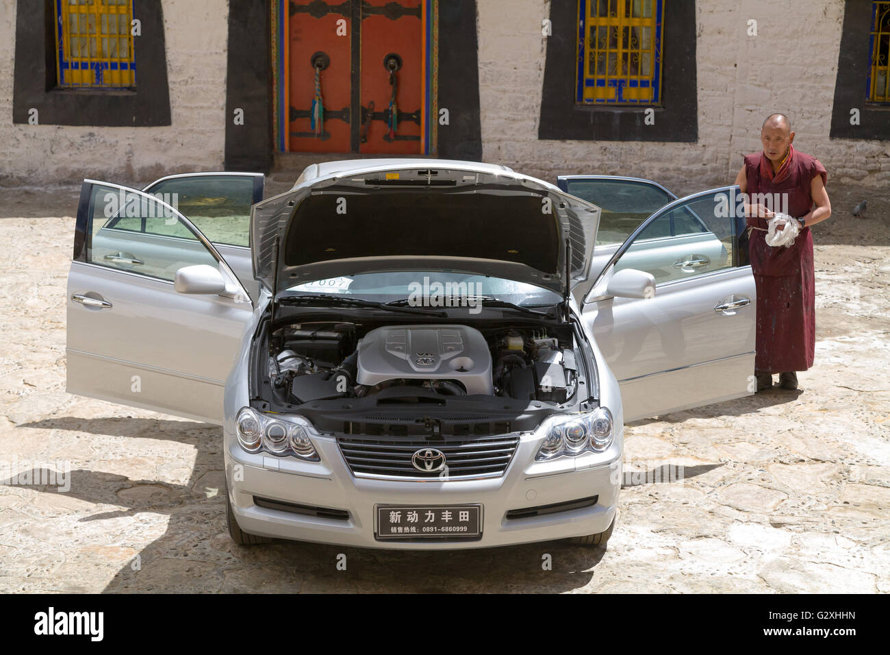 Monk blessing new car hi-res stock photography and images - Alamy