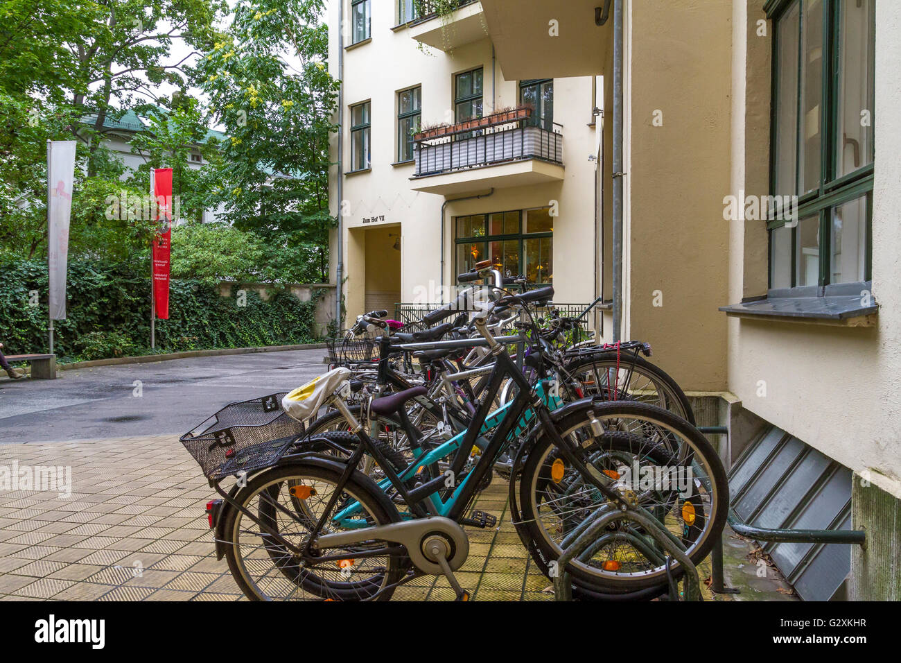 Cycle rack hi-res stock photography and images - Alamy