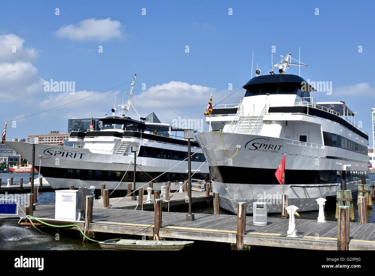Baltimore harbor ships hi-res stock photography and images - Alamy