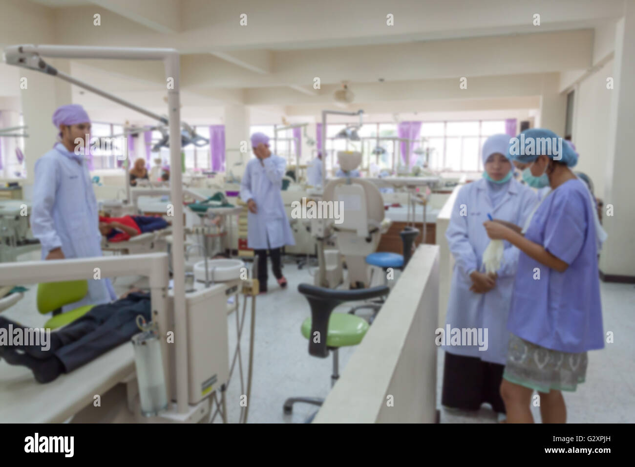Blur blurred teach Dentist medical training , dental students to ...