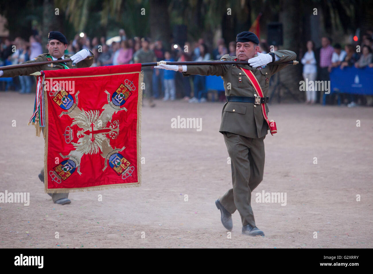 Honoring the armed forces hi-res stock photography and images - Alamy