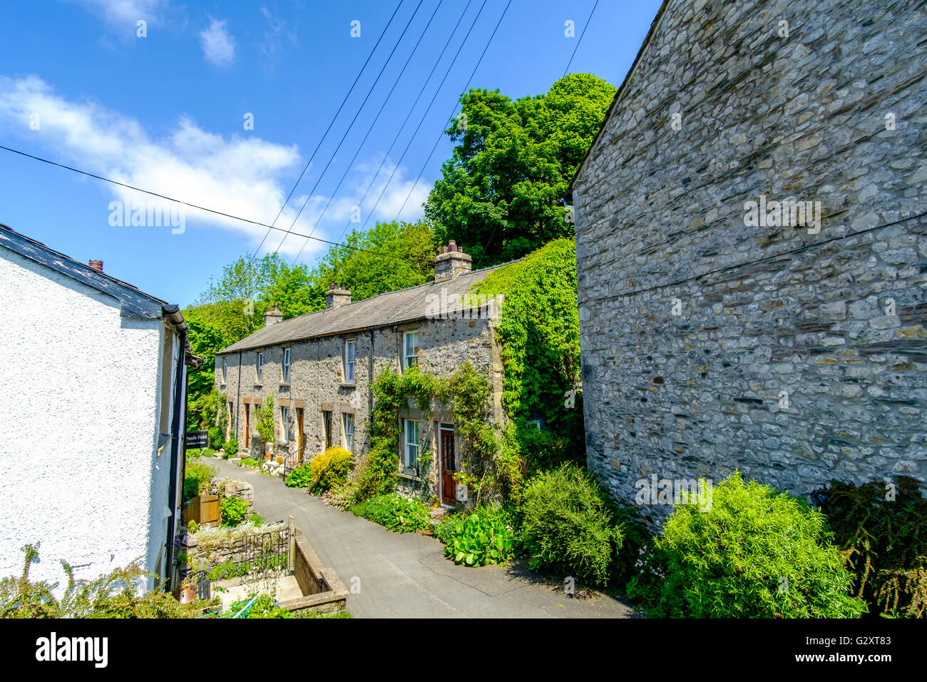 Ingleton village yorkshire hi-res stock photography and images - Alamy