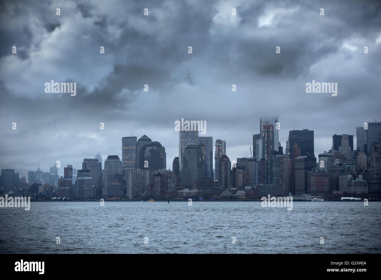 Downtown manhattan wood pilings hi-res stock photography and images - Alamy
