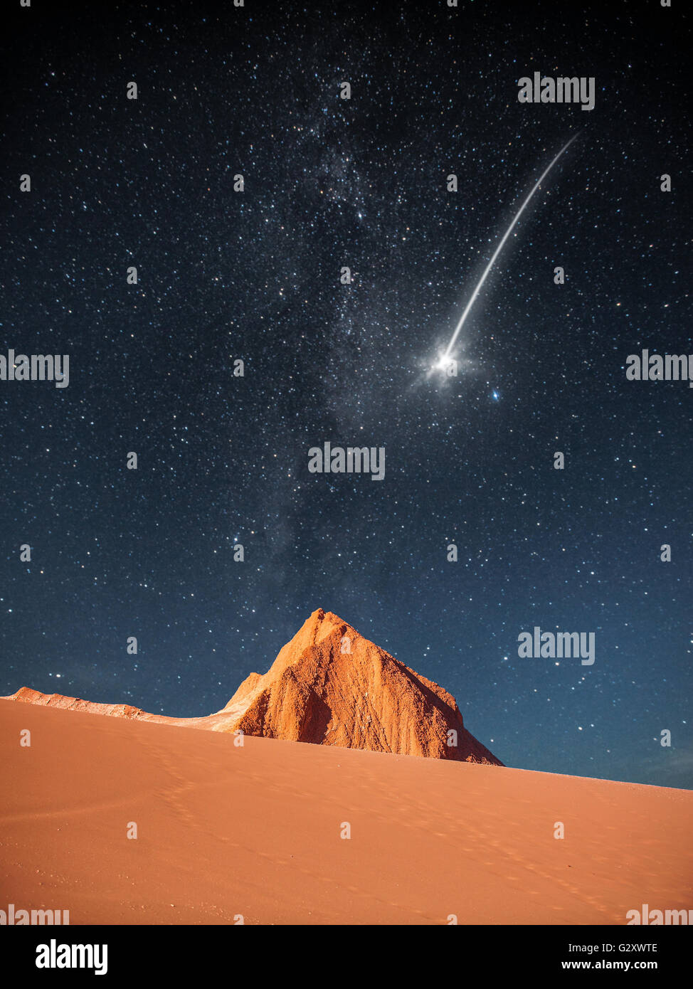 Night falling in the desert hi-res stock photography and images - Alamy