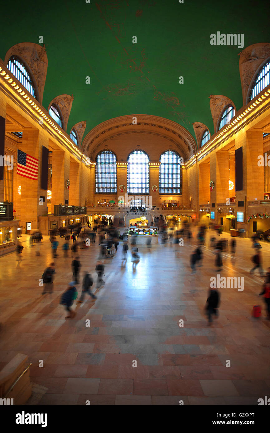 New york city ticket hall motion hi-res stock photography and images ...