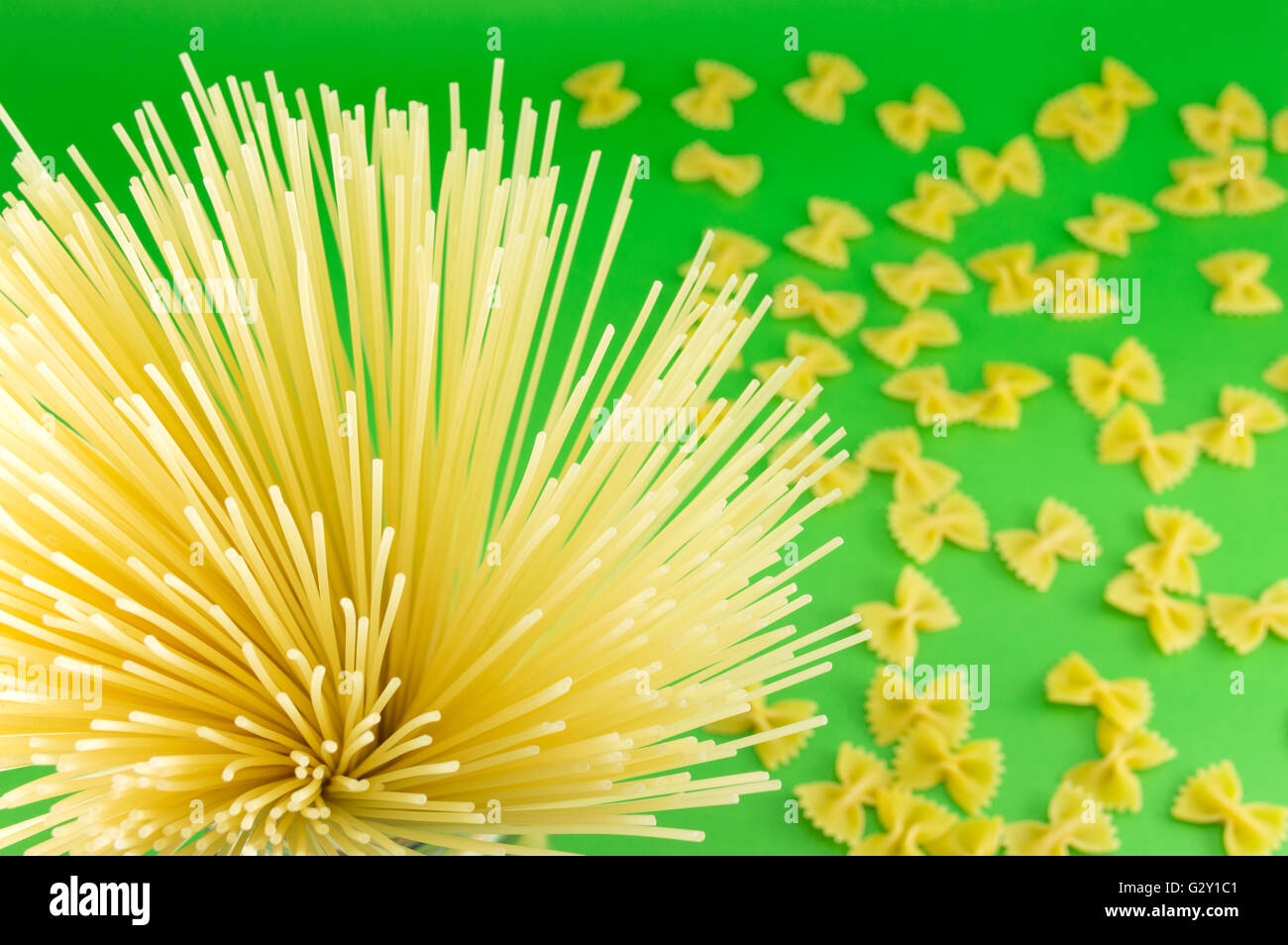 Raw spaghetti in spiral shape ready for cooking Stock Photo - Alamy