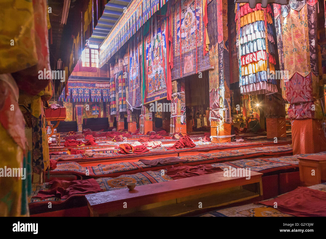 Interior of Gandan Monastery, Tibet, China Stock Photo - Alamy