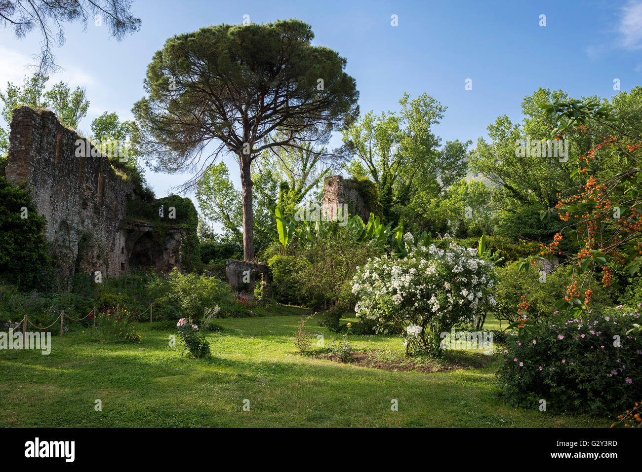 Gardens of Ninfa, Cisterna di Latina, Italy Stock Photo - Alamy