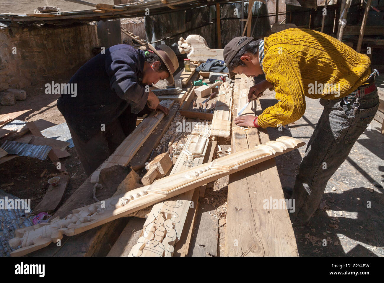 Men work in restoration hi-res stock photography and images - Alamy