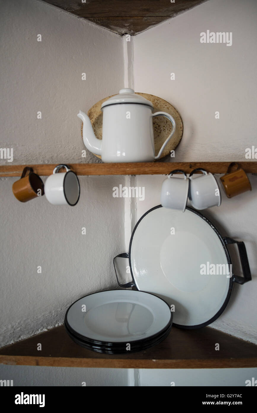 Old fashioned kitchen hi-res stock photography and images - Alamy