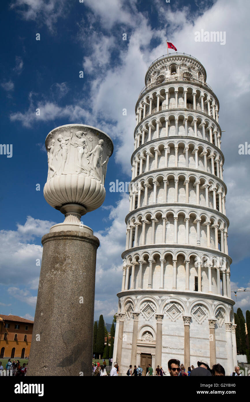 A view of the medieval belltower of Pisa Cathedral, commonly know as ...