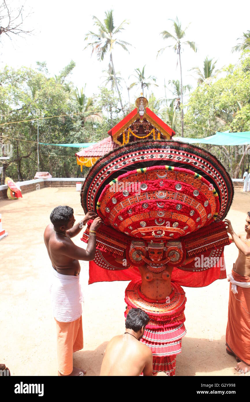 Theyyam Performance High Resolution Stock Photography and Images - Alamy