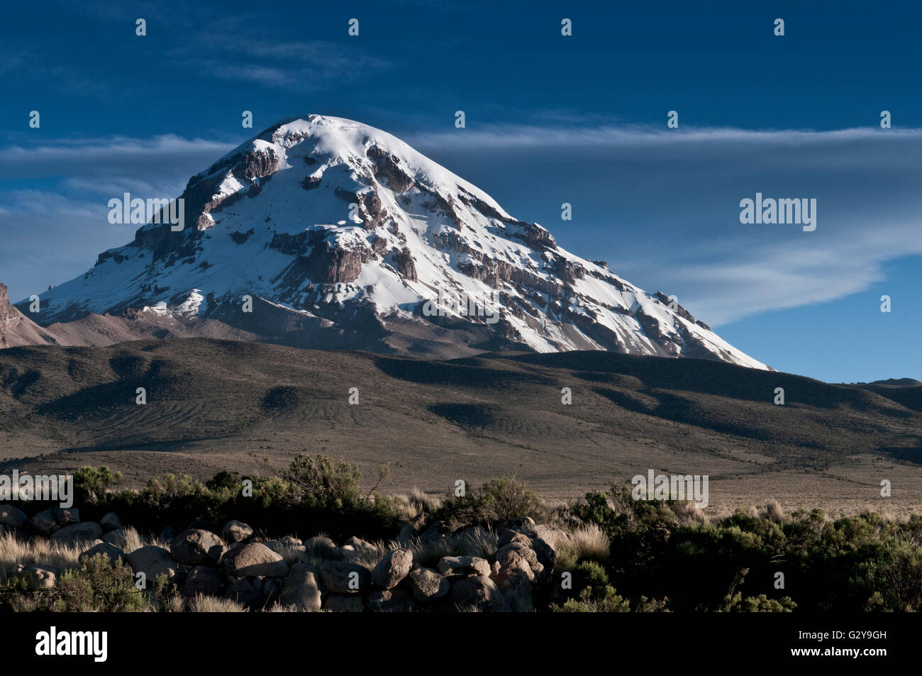 Sajama volcano hi-res stock photography and images - Alamy