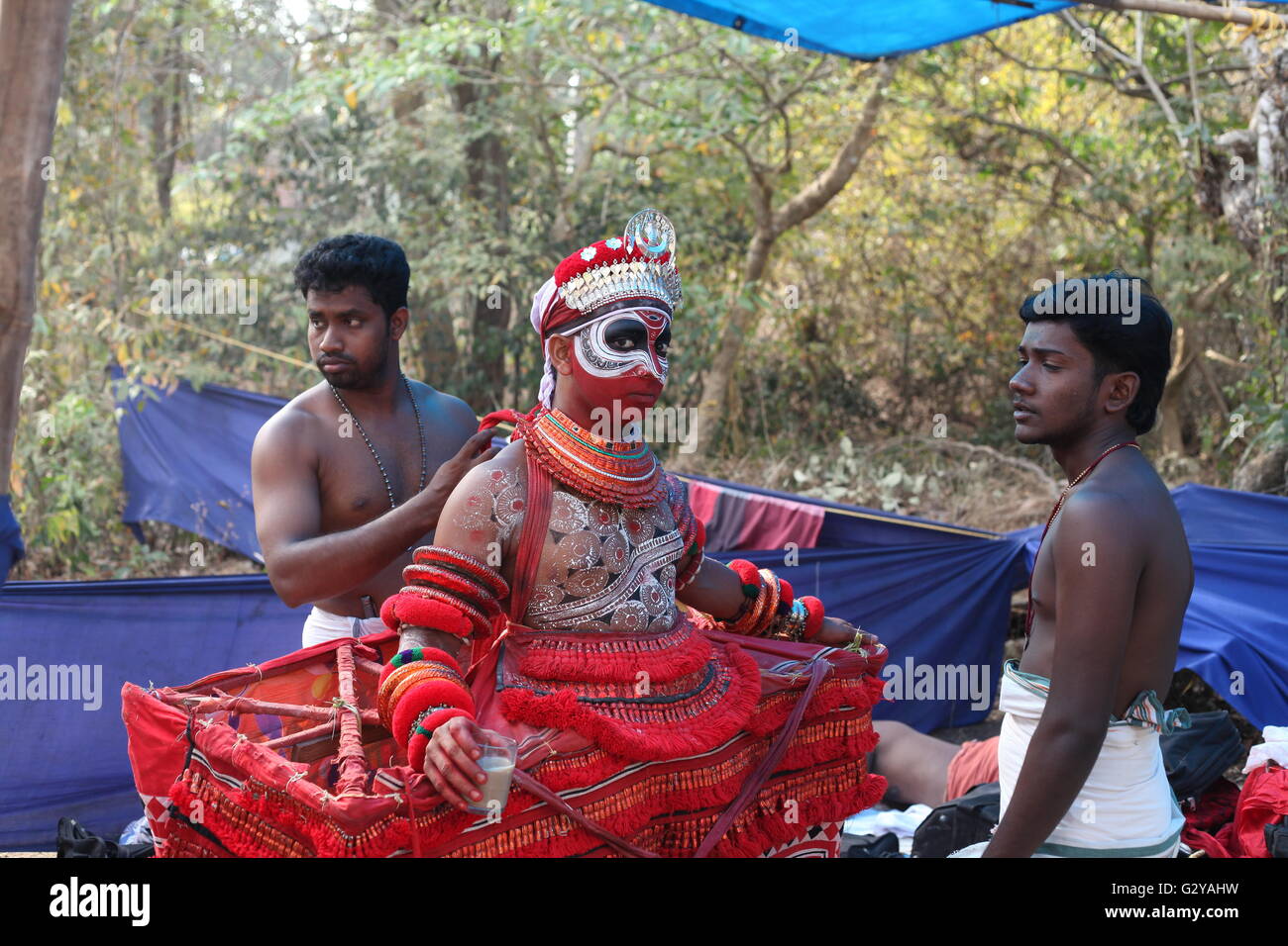Theyyam festival kerala hi-res stock photography and images - Alamy