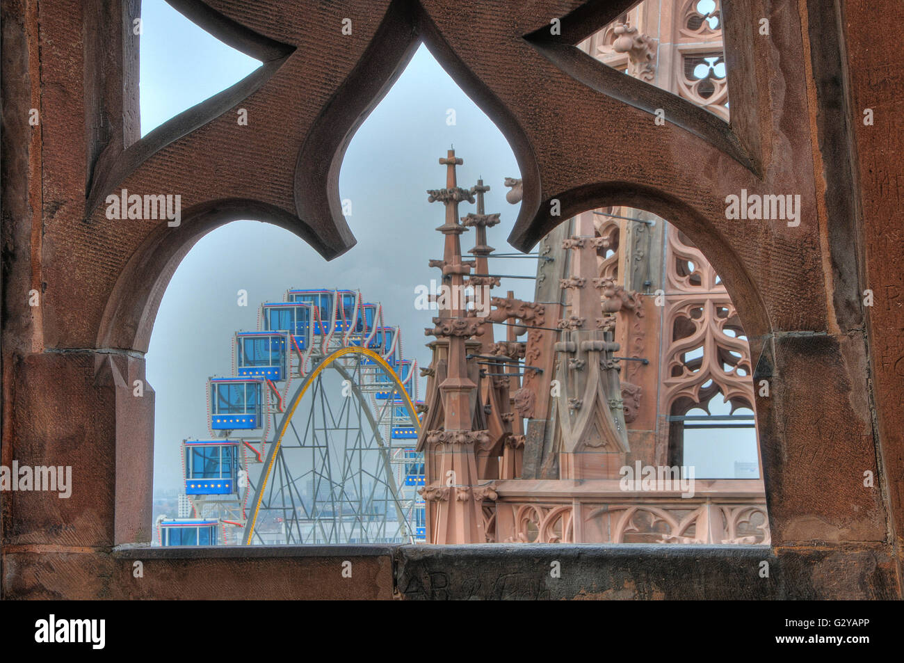 Herbstmesse hi-res stock photography and images - Alamy