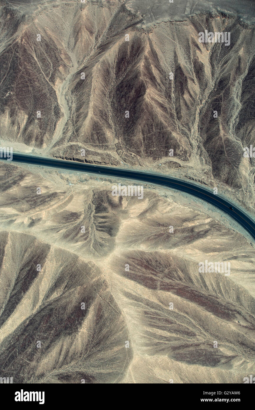 pan-American highway in the area of the Nazca desert - Peru, South ...