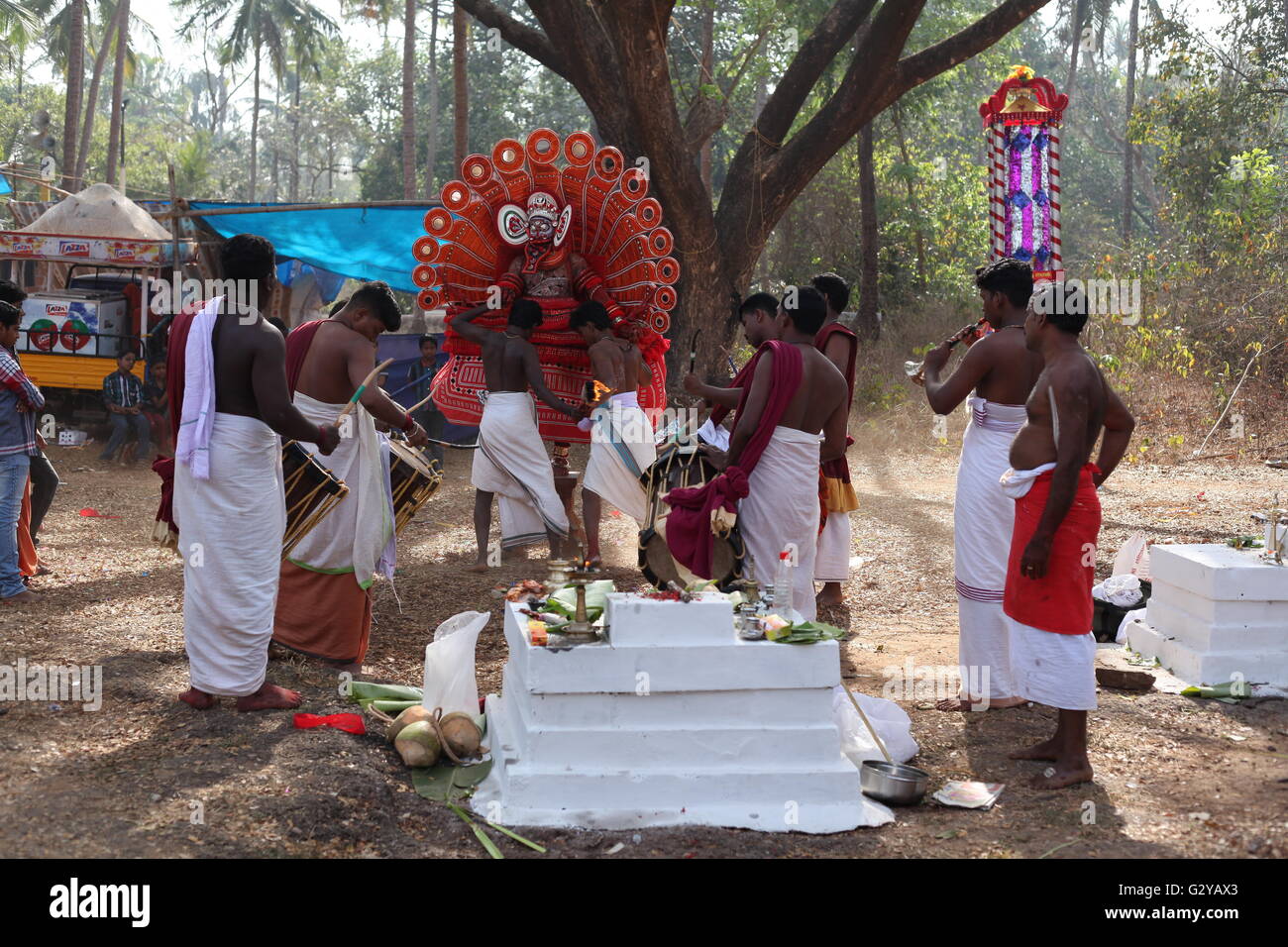 Theyyam ritualistic dance form kerala hi-res stock photography and ...